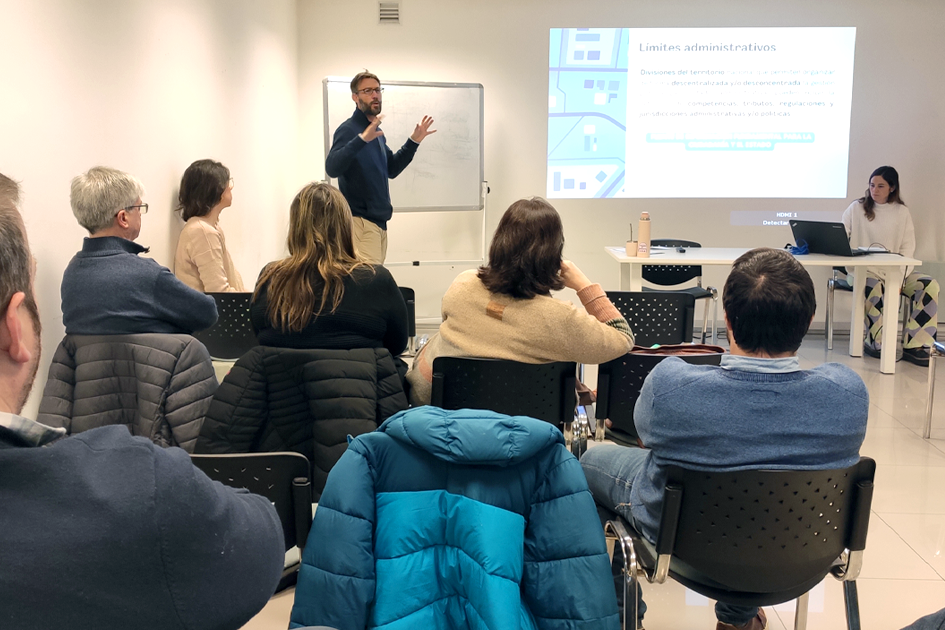 Reunión sobre límites departamentales | Infraestructura de Datos ...