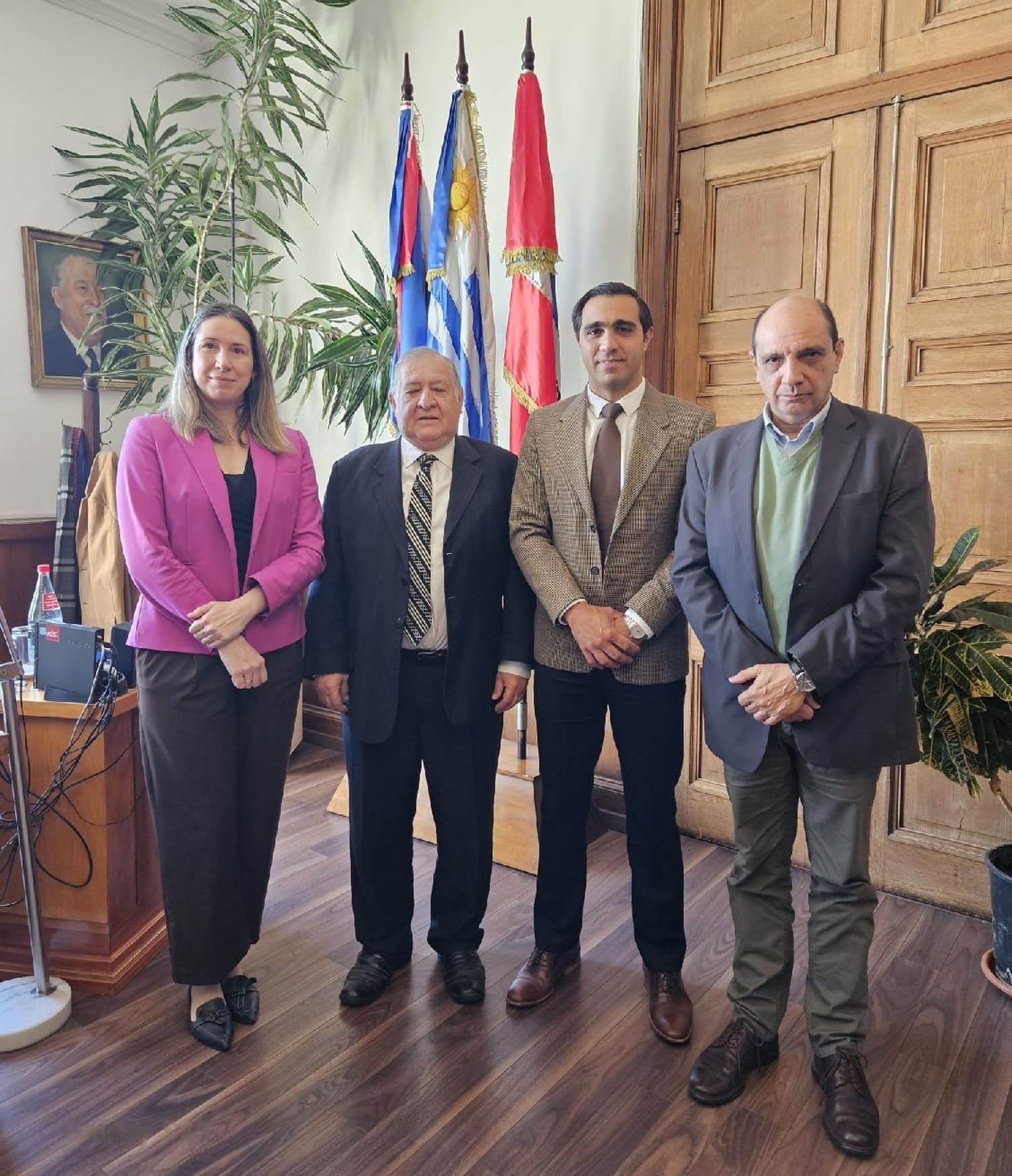 Misión oficial de la JIFE para fortalecer la cooperación internacional ...