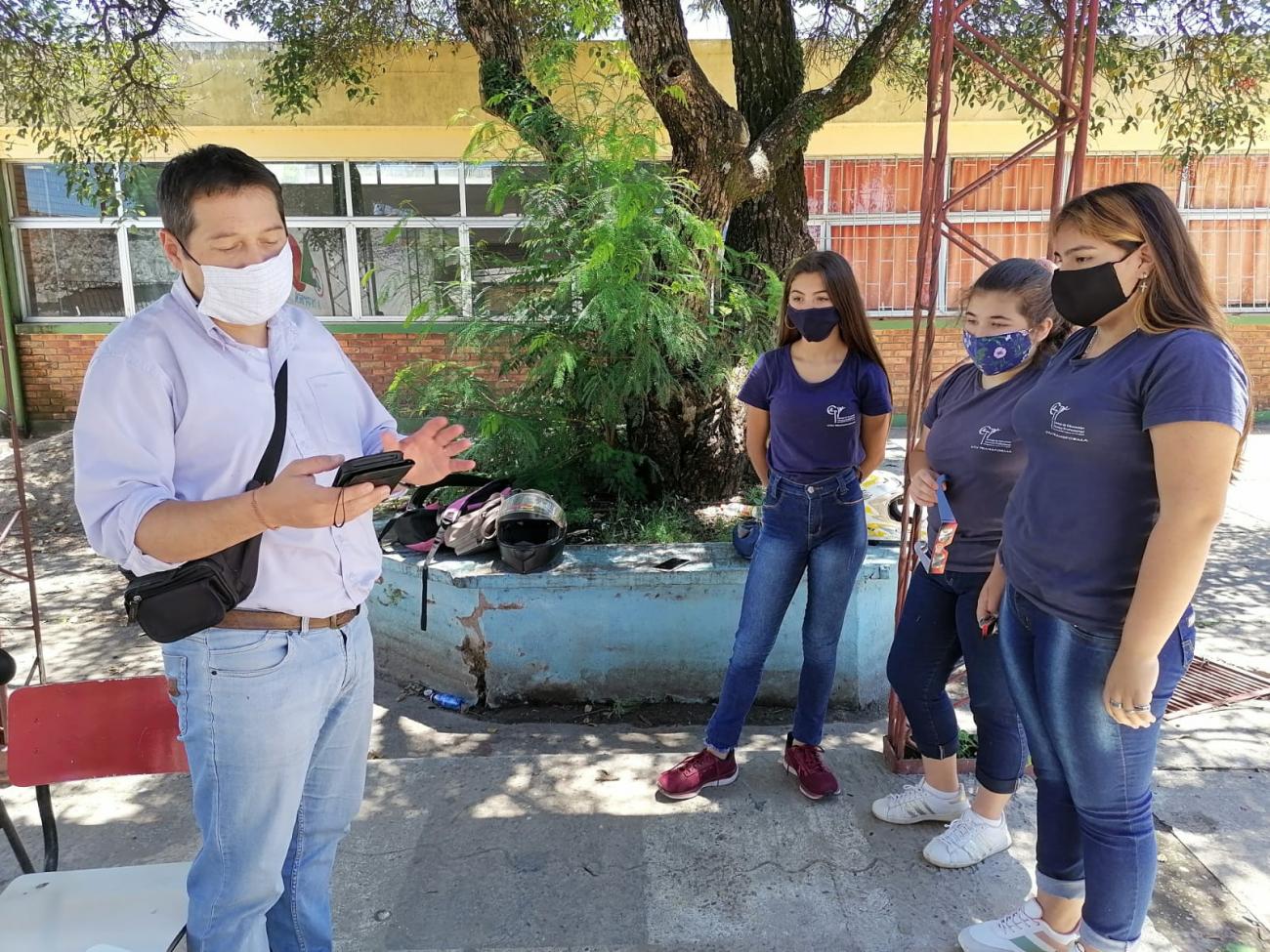 Programa GLOBE: docentes y niños observaron y midieron variables el día ...