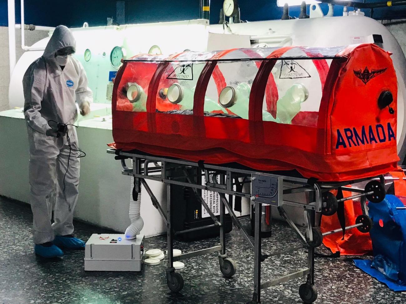 La Armada Nacional diseñó una cápsula para trasladar pacientes con ...