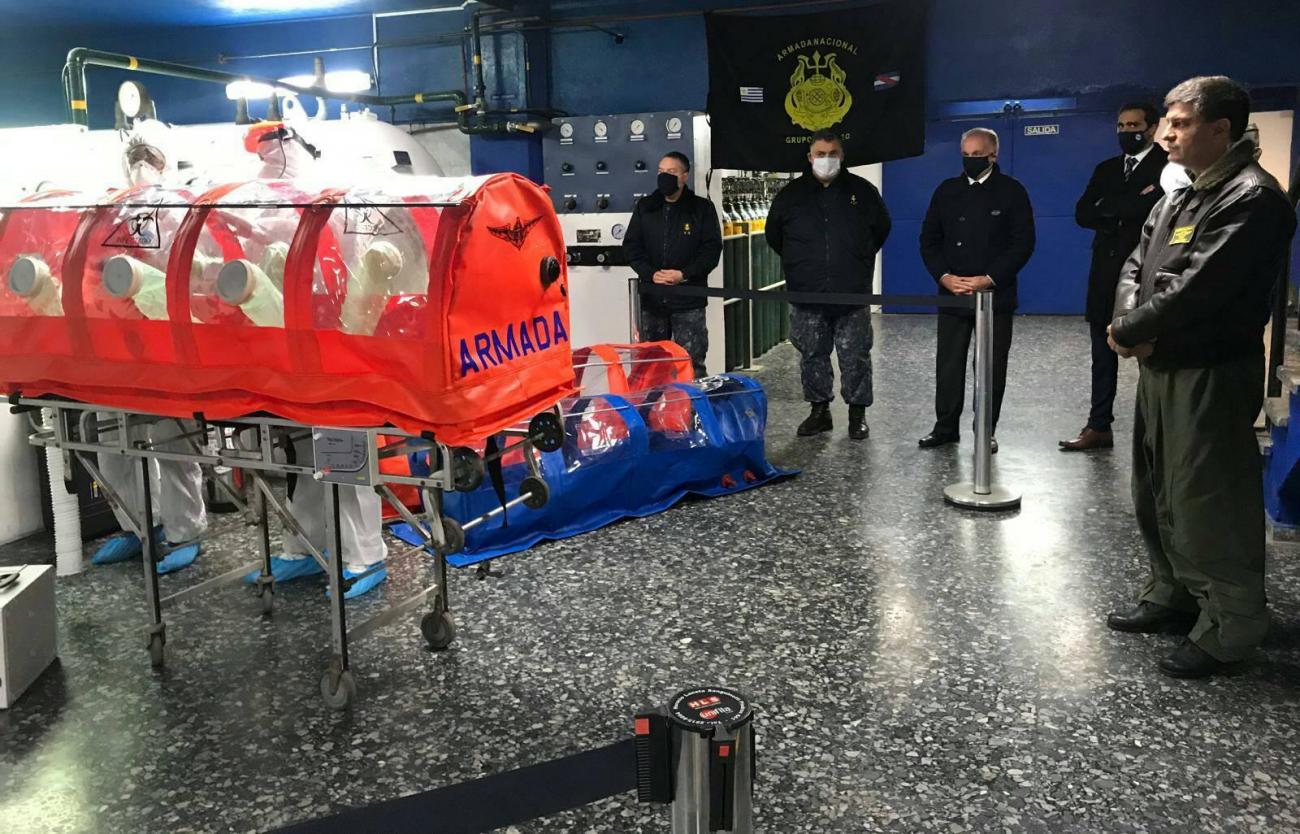 La Armada Nacional diseñó una cápsula para trasladar pacientes con ...