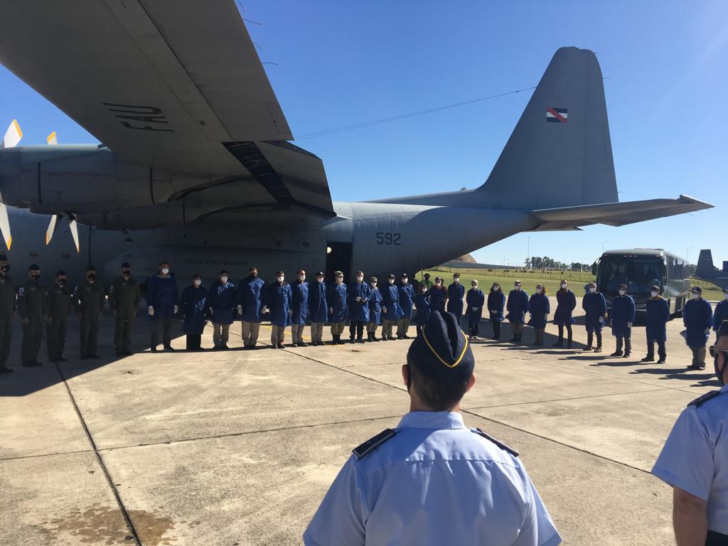 Jefe de Base Artigas, cnel. Obelar dijo que en Antártida se extremaron ...