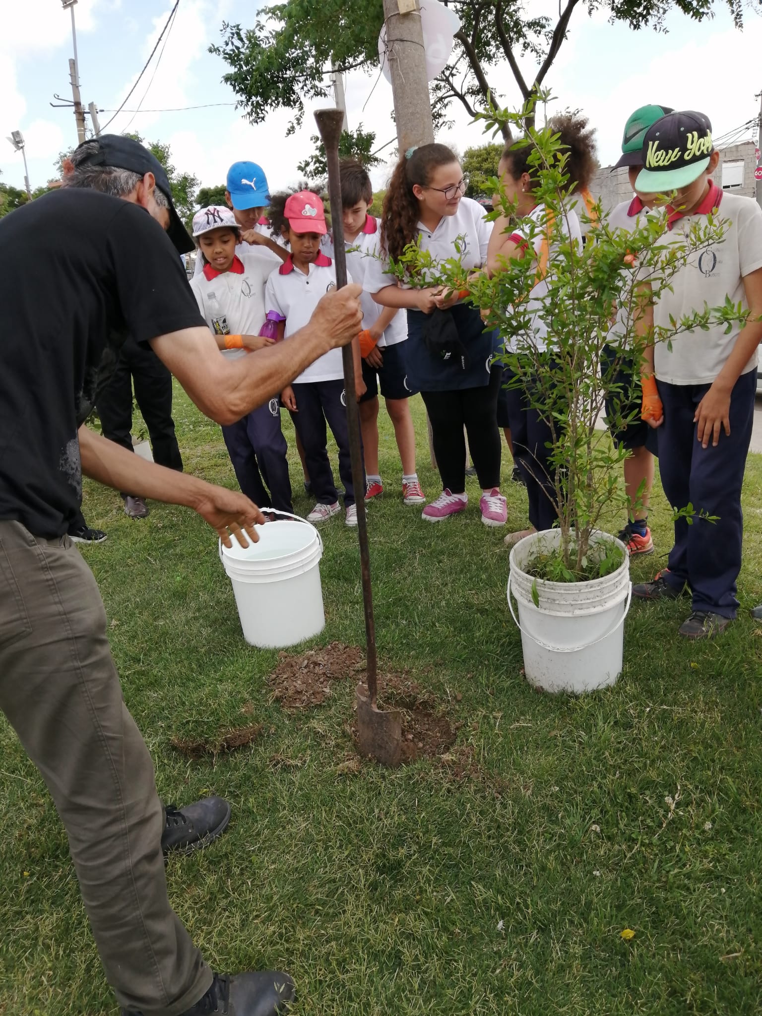 Barrio Nativo en anfiteatro Marconi | Ministerio de Educación y Cultura
