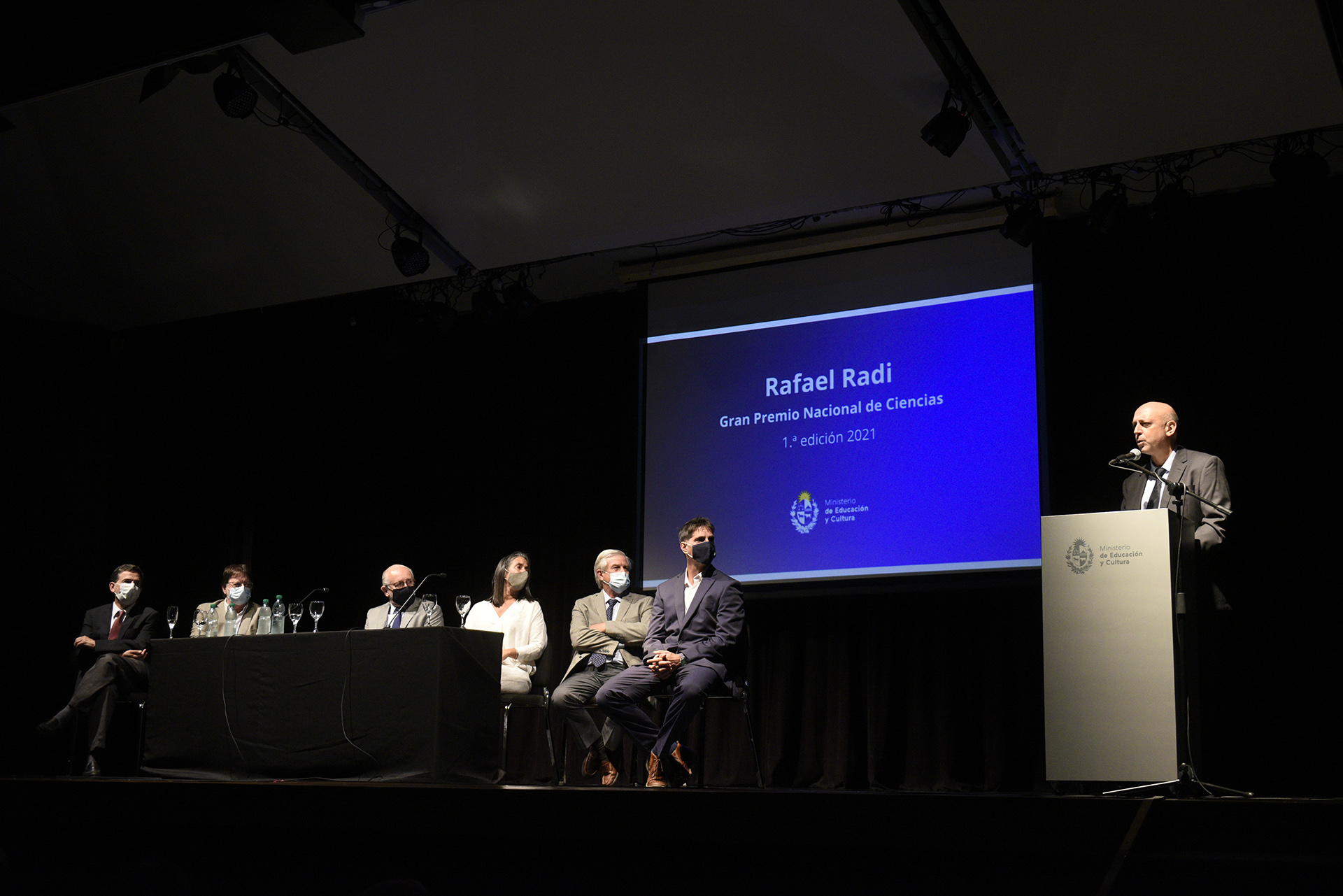 El Dr. Rafael Radi recibió el Gran Premio Nacional de Ciencia ...
