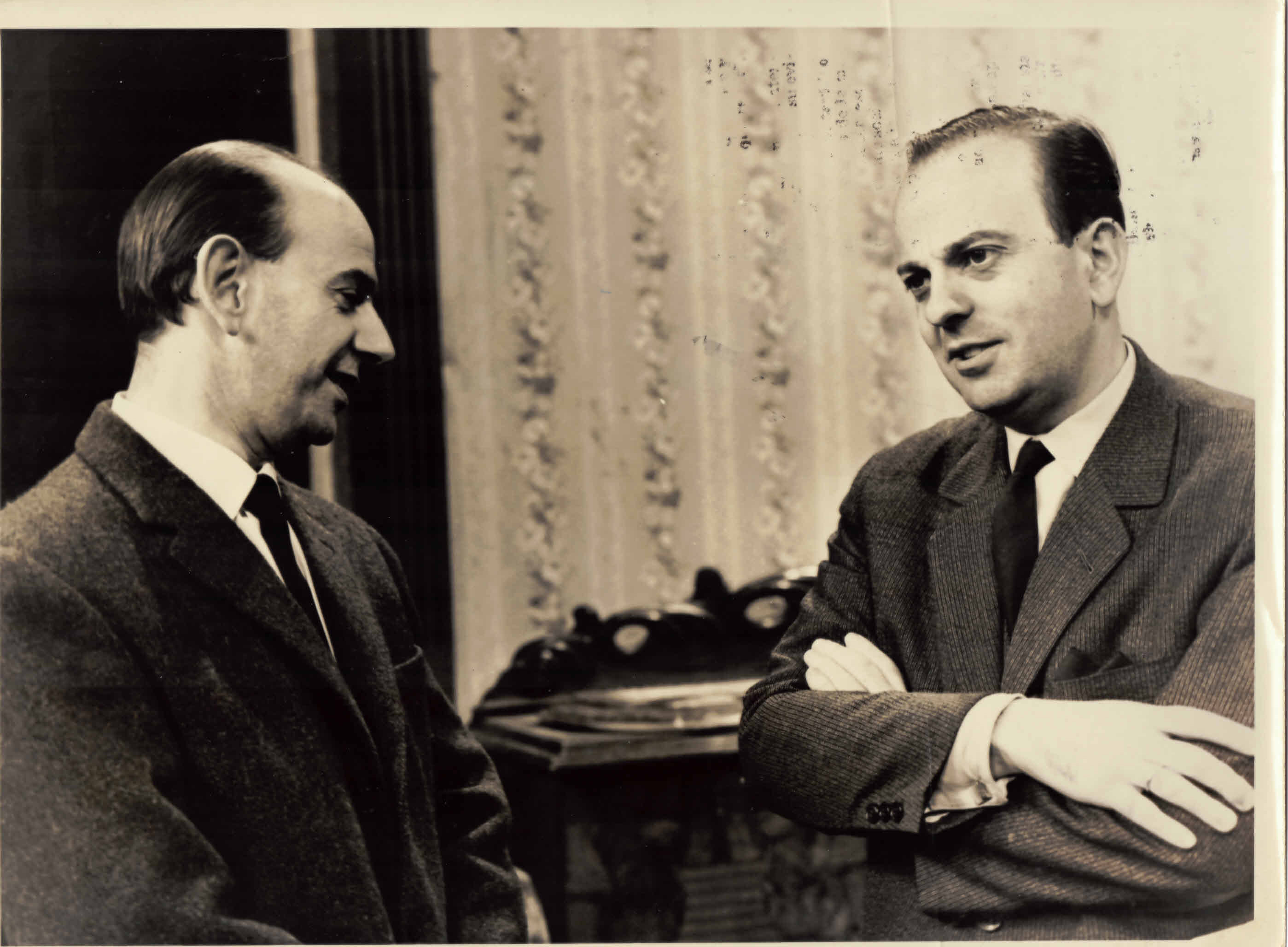 Jorge Scheck y los Lobizones | Ministerio de Educación y Cultura