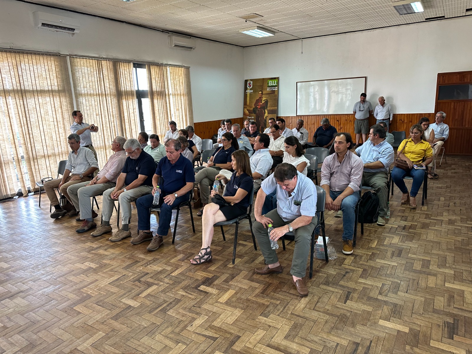 Autoridades del MGAP dialogaron con vecinos de Bella Unión | Ministerio ...