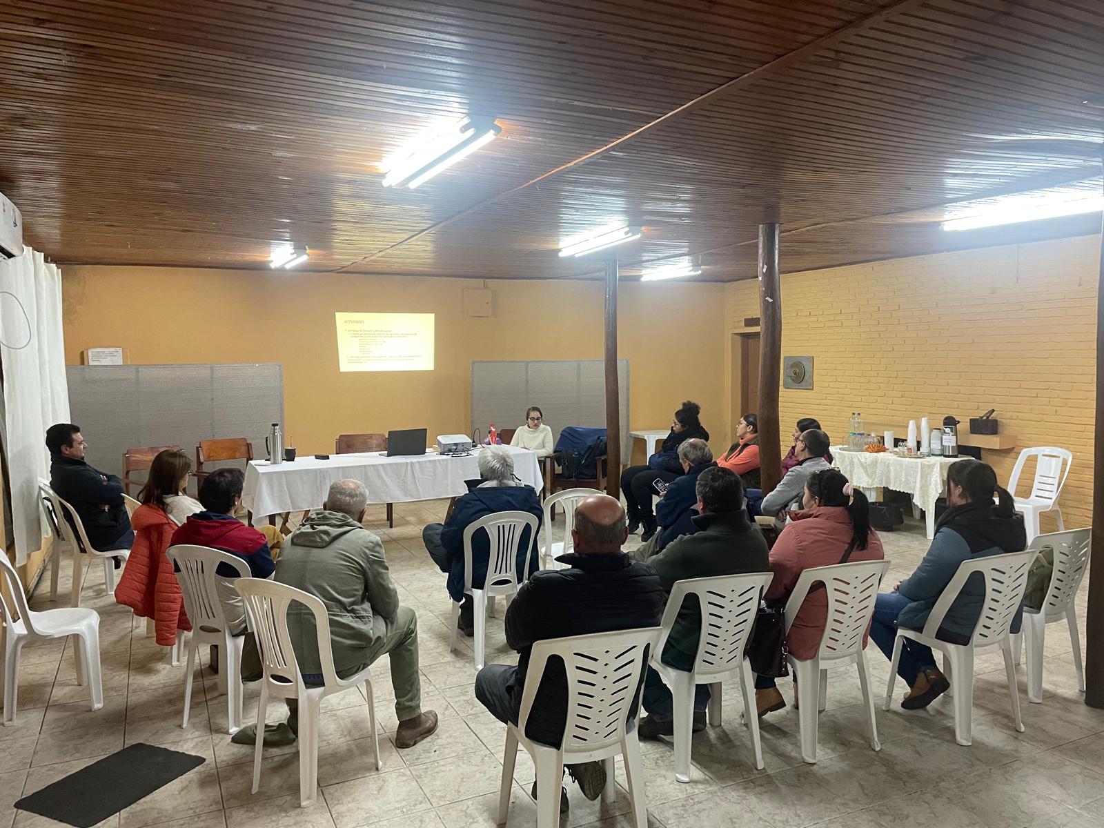 Se presentó la ITE “Mitigación y control de Capín Annoni” en Sociedad ...