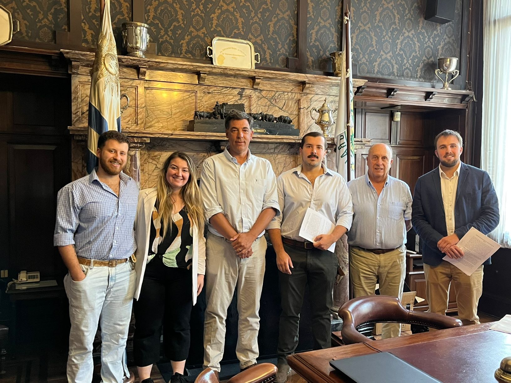 Firma de convenio MGAP - DGDR con jóvenes de Asociación Rural ...