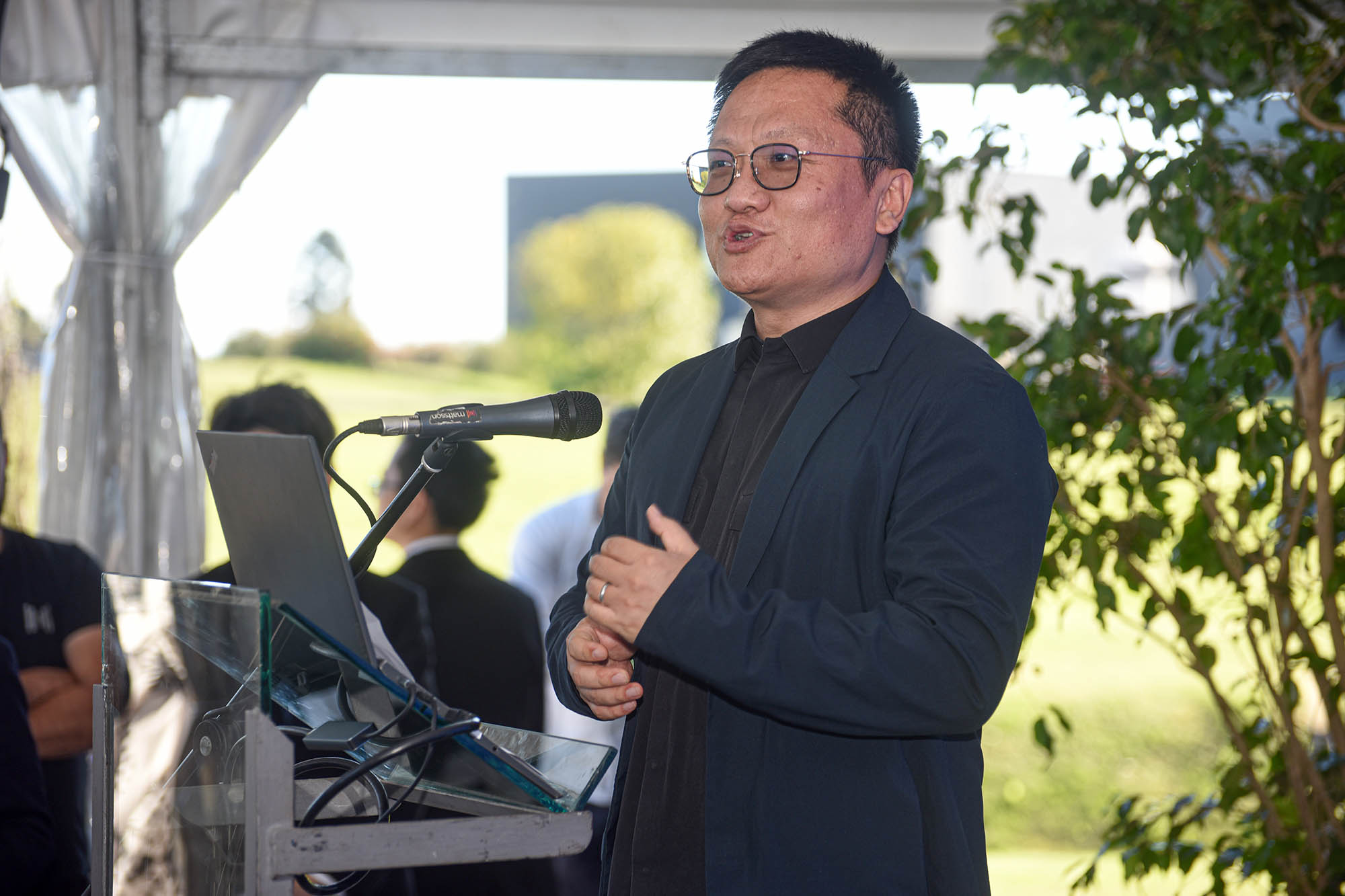 Empresa china líder en genética humana inauguró en Uruguay su primer ...