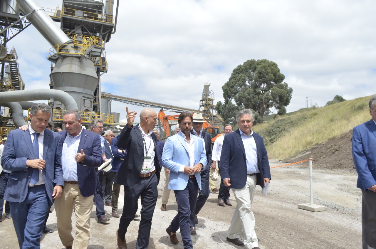 Empresa cementera inauguró una nueva planta con producción más ...