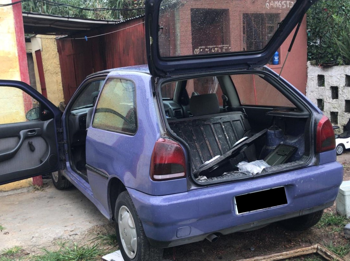 Exitoso procedimiento policial permitió recuperar cuatro autos hurtados ...