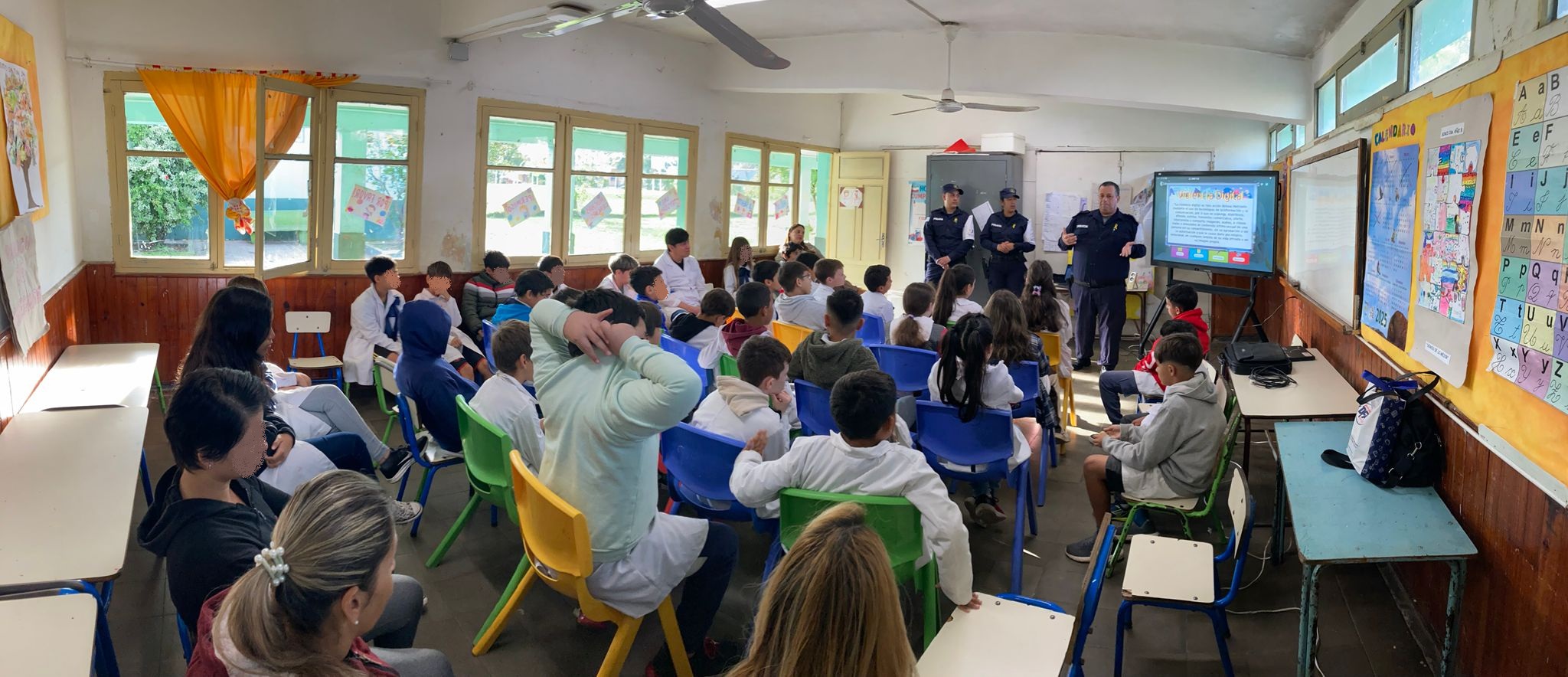 PCOP concientiza sobre ciudadanía digital | Ministerio del Interior