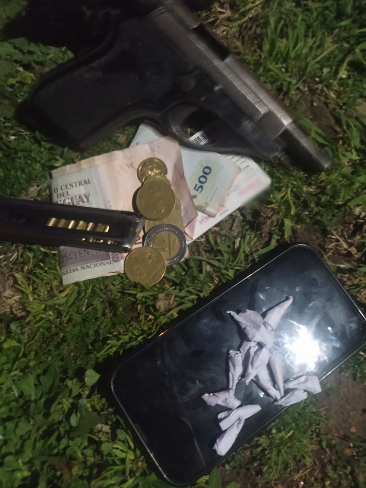 Un menor fue detenido con un arma de fuego y varias dosis de cocaína en ...