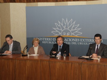 Avances en los procesos de selección del Logo Universal para los DDHH ...