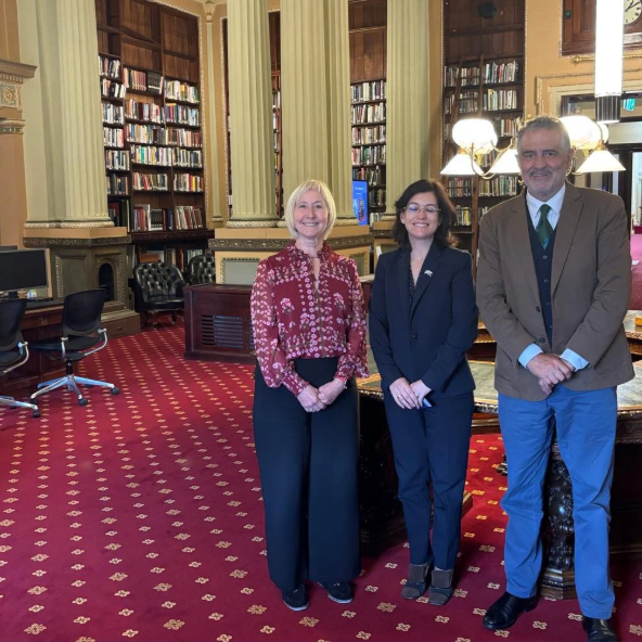 Melbourne / Ambassador's visit to Melbourne and the Parliament of ...