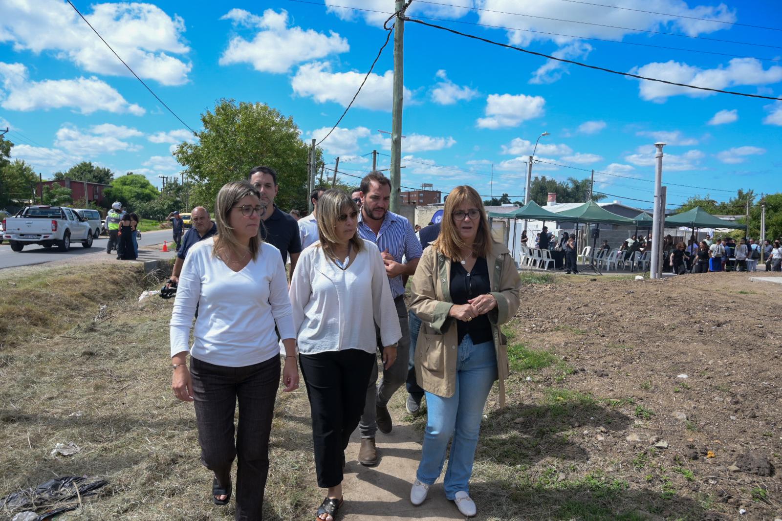Intensa recorrida de autoridades por Pando y Ciudad de la Costa ...