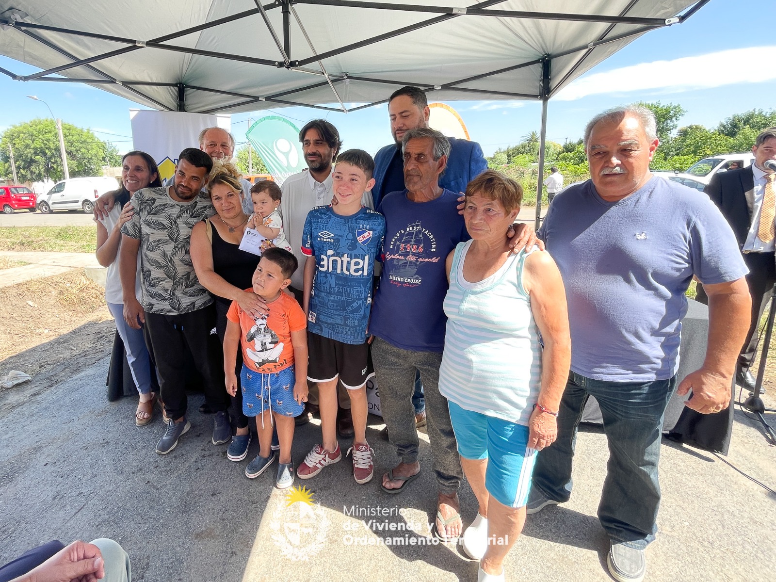 Segunda entrega de viviendas del Plan Avanzar en Pando Norte | MVOT