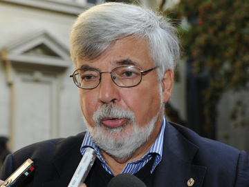 Bonomi dijo que su interpelación sería en junio por visita de Nowak y ...